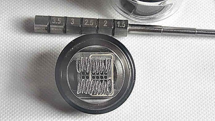 Hellvape Fat Rabbit 2 RTA Review - The Chubby Bunny Returns With V2 ...