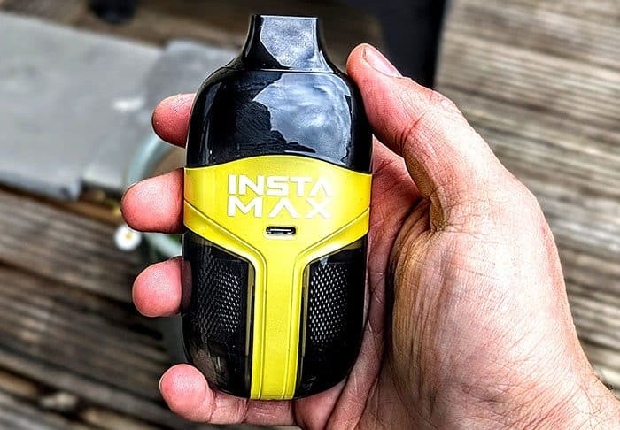 MOTI Beaker 5000 Disposable Vape Review - A Beaker Full Of Flavour ...